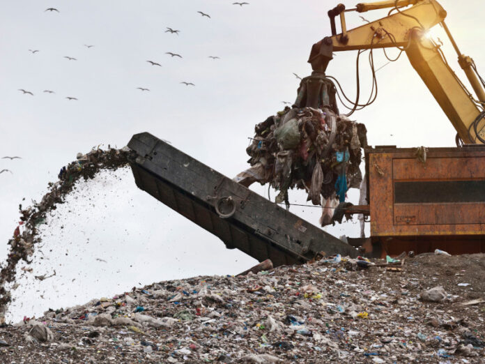 No Brasil, 33 milhões de toneladas de lixo ainda têm descarte irregular ...